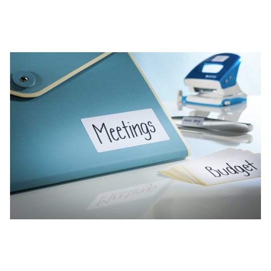 Typewriter Labels, on rolls | 24-026 | Avery